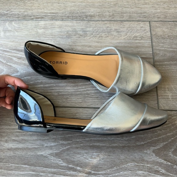 torrid | Shoes | Torrid Crayzee Silver Metallic And Patent Black Flats ...